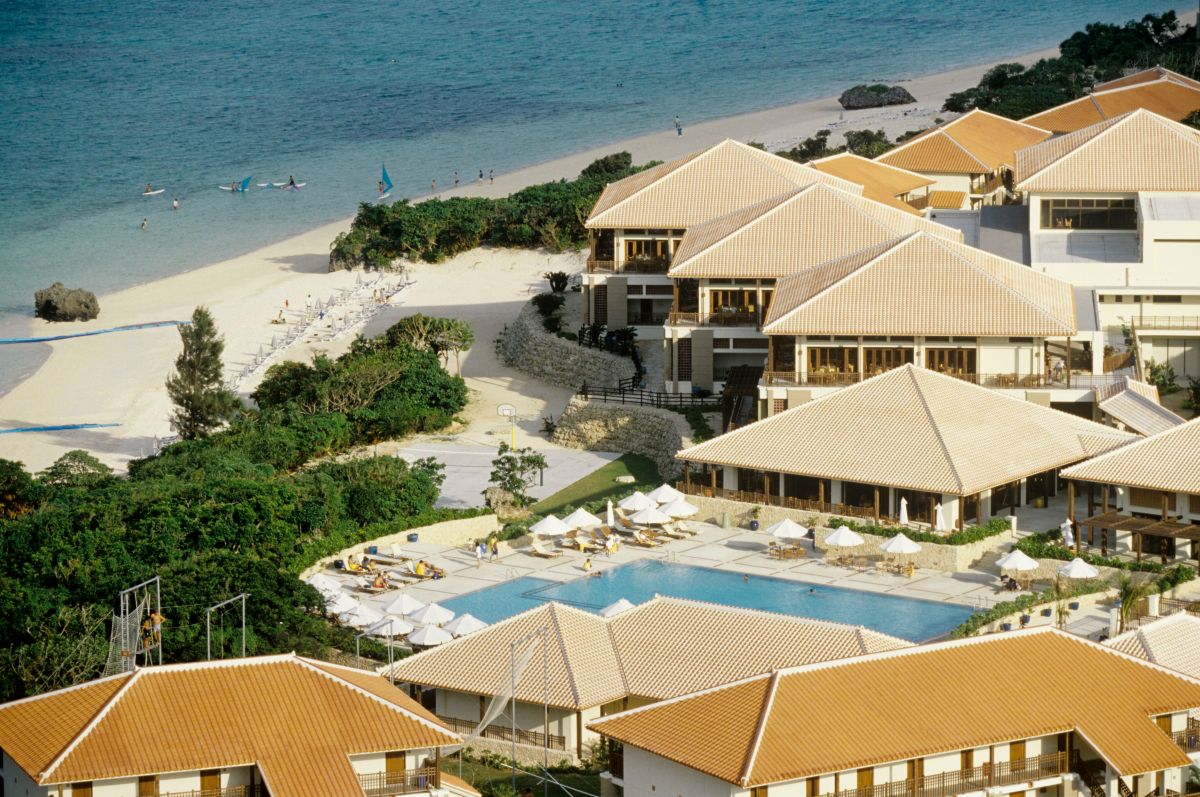 From Canvas Tents to World-Class Resorts: Story of Club Med ...