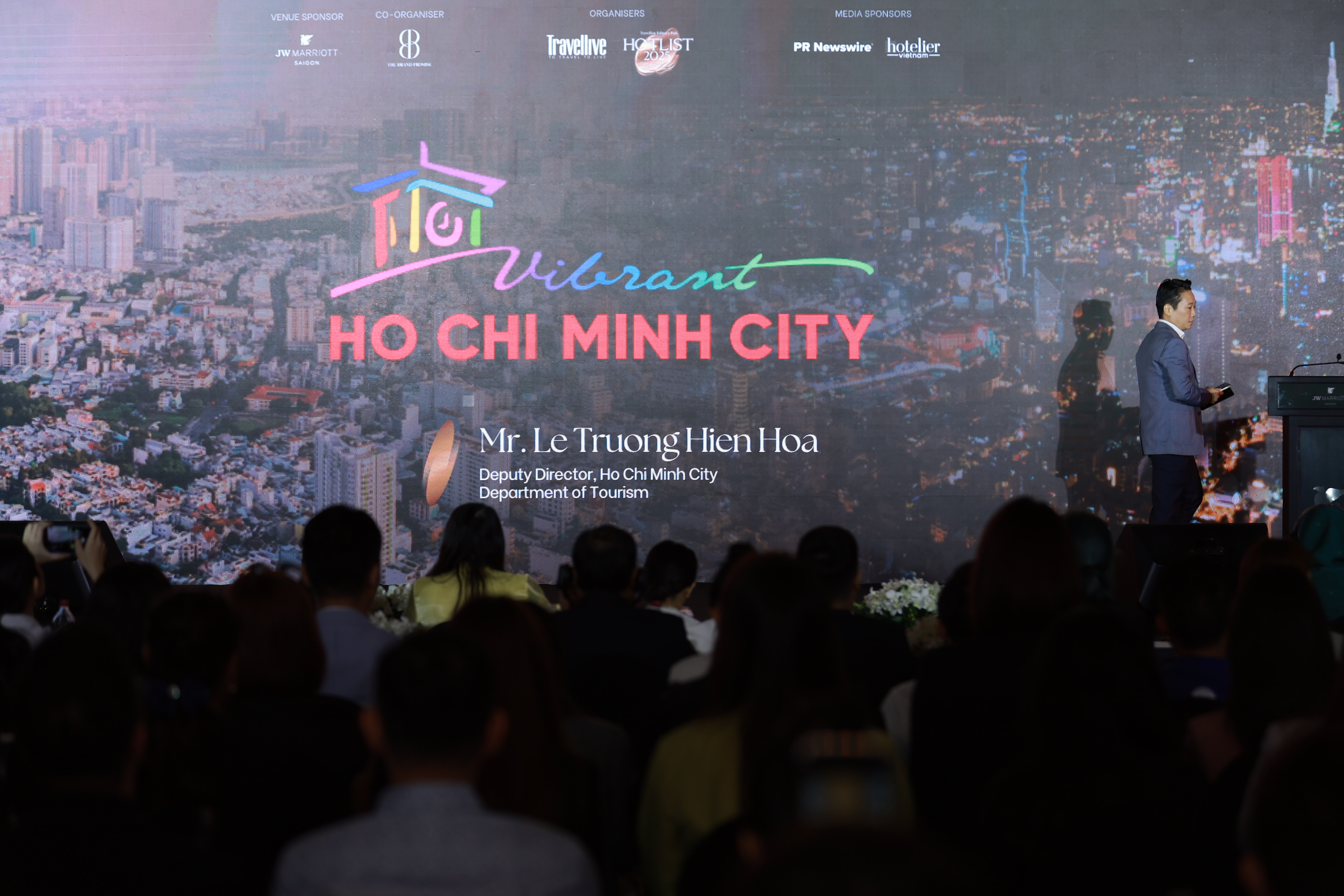 HOTLIST Travellive Editor’s Pick 2025 highlights Vietnam’s tourism path ...